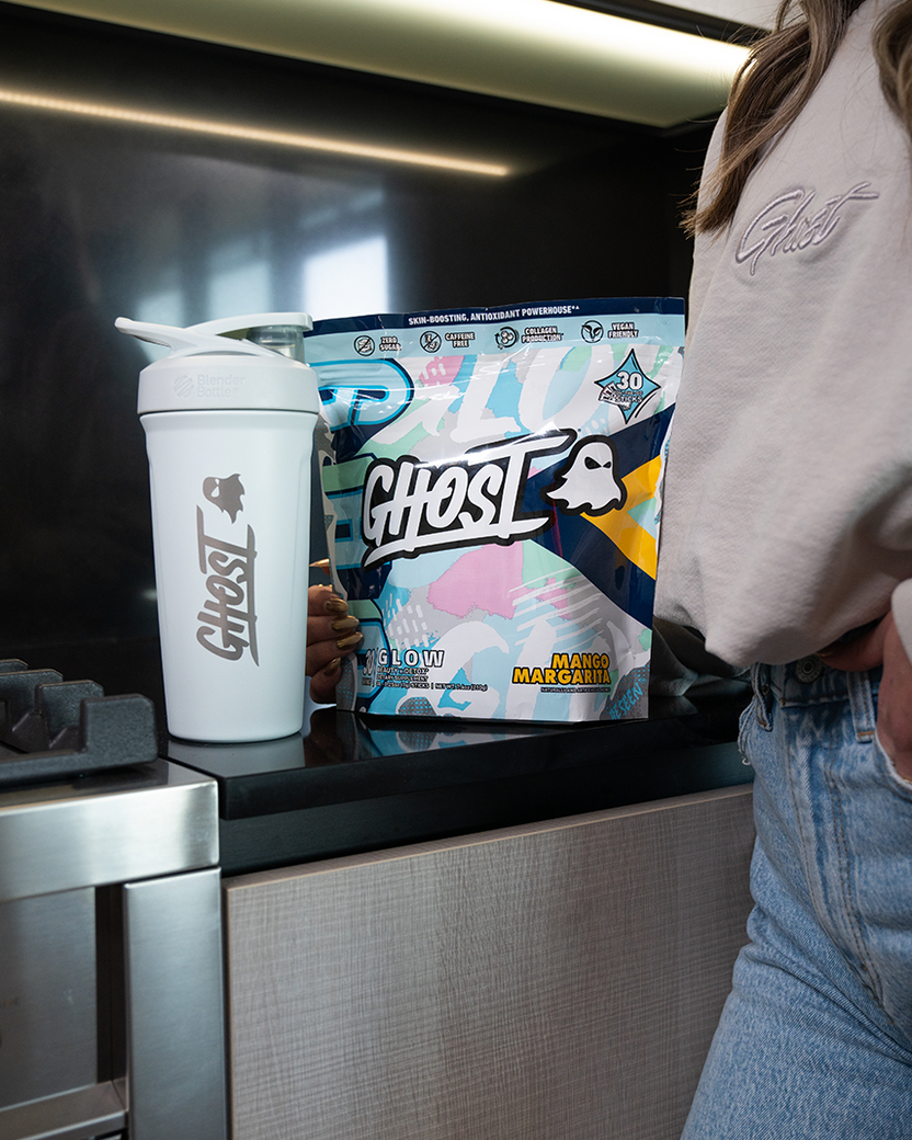 GHOST® GLOW STICKS | PIÑA COLADA | BEAUTY x DETOX* SUPPLEMENT